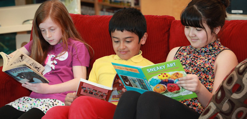 Learning Commons / Library - Sunalta School